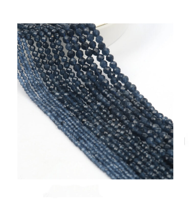 Safiir, tahutud, 3 mm, auk 0.7 mm, ca 115 tk - CoolCrystal.ee